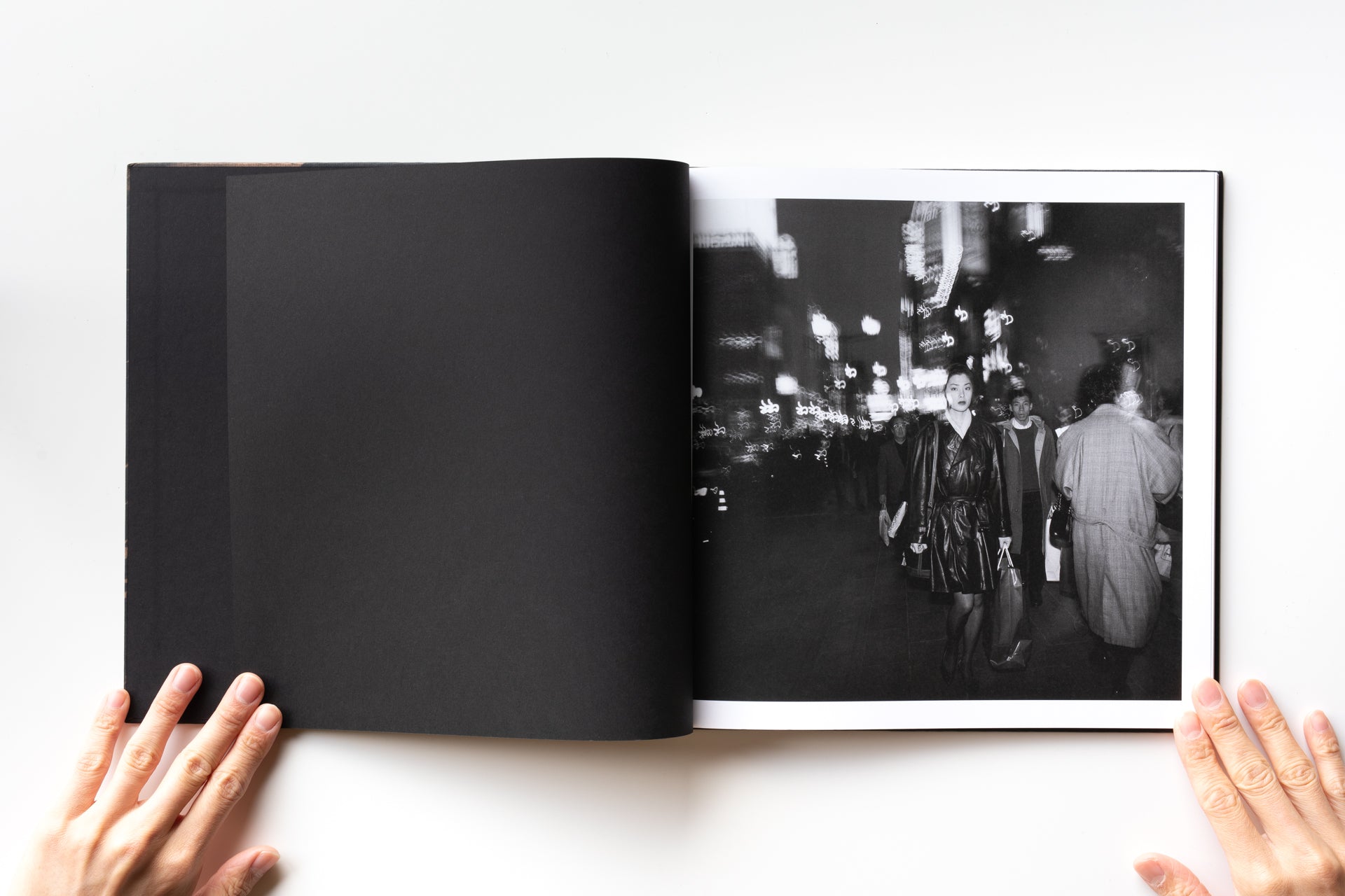 Holy Night by 須田一政 – IACK